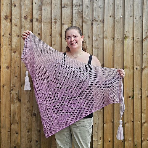 Ravelry: Pastello Rosa Shawl pattern by Mary Etheridge