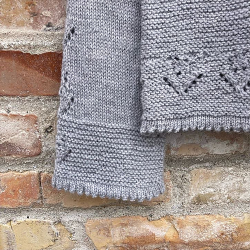 Ravelry: Tulip Cardigan pattern by Jie