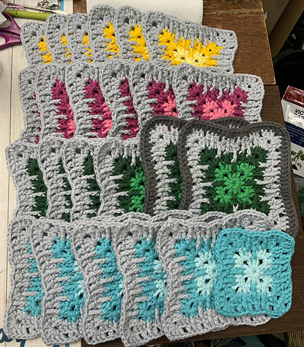 Ravelry: Resplendent Afghan pattern by Julie Yeager