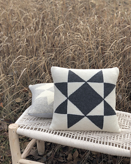 Ravelry: Quilt Block Pillow pattern by Home I Am Studio