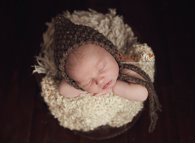 Ravelry: Rustic Pixie Bonnet pattern by Rebecca PatternMa