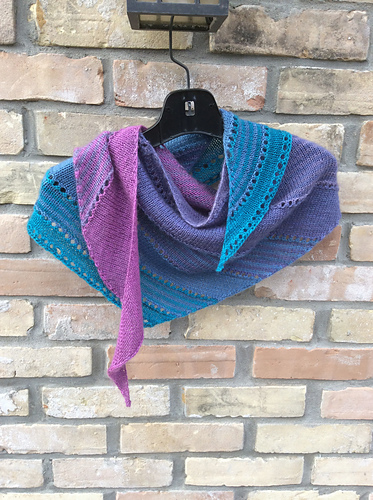 Ravelry: Dangling Conversation pattern by Mindy Ross