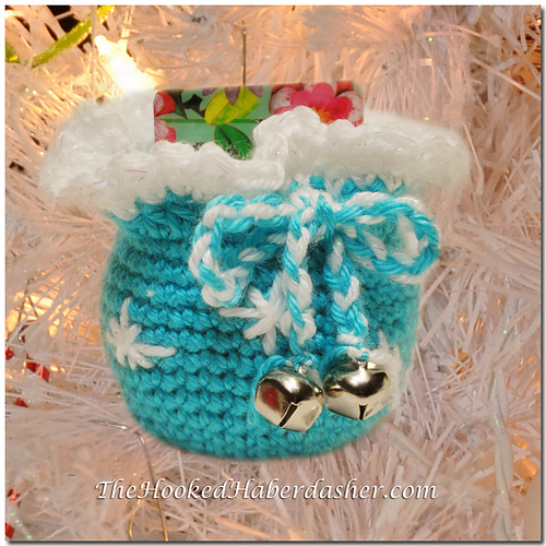 Ravelry: Santa's Gift Bag Ornament pattern by Wendy Bickford