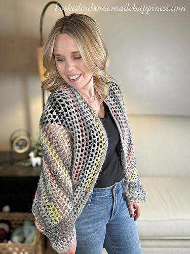 Ravelry: Urban Chic Cocoon Sweater pattern by Breann Mauldin