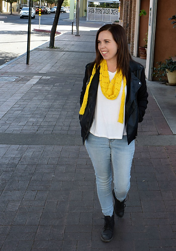 Ravelry: Sunshine Scarf pattern by Breann Mauldin