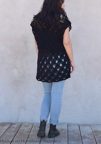 Ravelry: Spider Web Cardigan pattern by Breann Mauldin