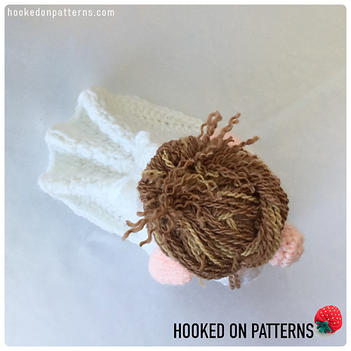 Ravelry: Bride Gonk pattern by Ling Ryan