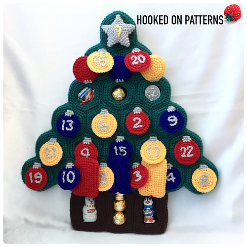 Ravelry: Christmas Tree Advent Calendar pattern by Ling Ryan