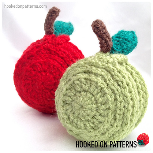 Ravelry: Sliced Apple Coaster Set pattern by Ling Ryan