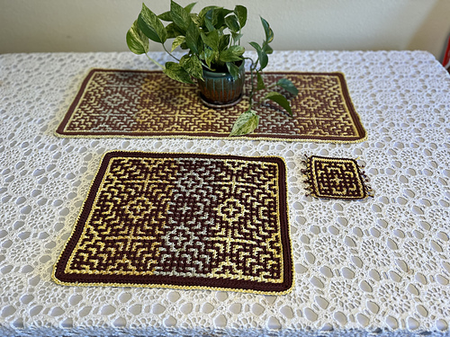 Ravelry: Mosaic Table Runner, Placemat, and Coaster set pattern by ...
