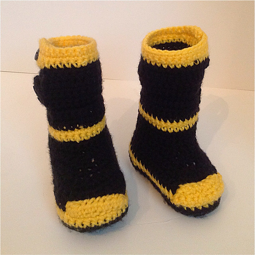 Ravelry: Firefighter Boots pattern by Hooking Stitch