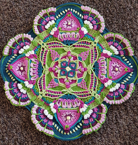 Ravelry: Chrysalis Throw pattern by The Floral Hook