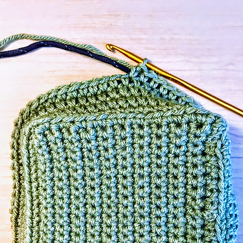 Ravelry: Sunflower Chalk Bucket pattern by Ellie from Hook Yarn Carabiner