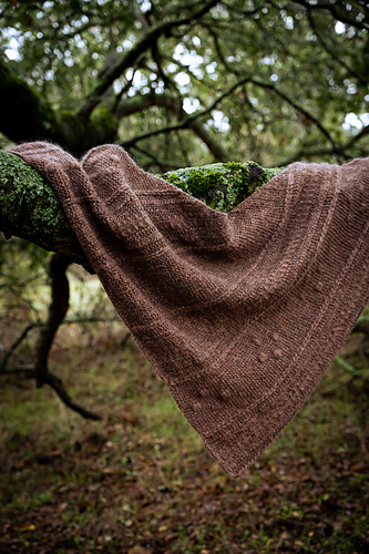 Ravelry: Caroline Shawl pattern by Isabella Clark