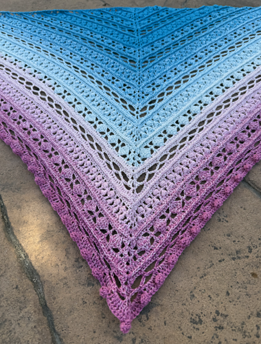 Ravelry: The Malfy Shawl pattern by Huskyberry