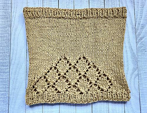 Ravelry: Diamond Lace Neckwarmer pattern by Kiana Minkle