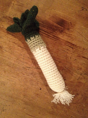 Ravelry: Little Leek pattern by Charlotte W.