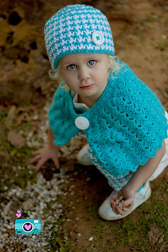 Ravelry: Classic Charm Girls Shrug pattern by Jennifer Renaud