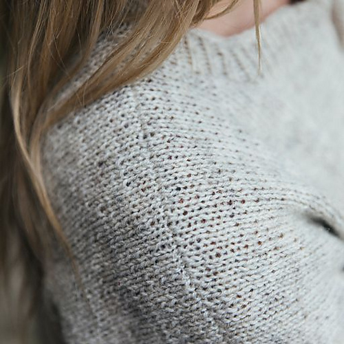 Ravelry: Saari pattern by Jenna K.