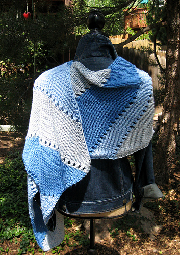 Ravelry: The Best Wrap pattern by Carrolldj