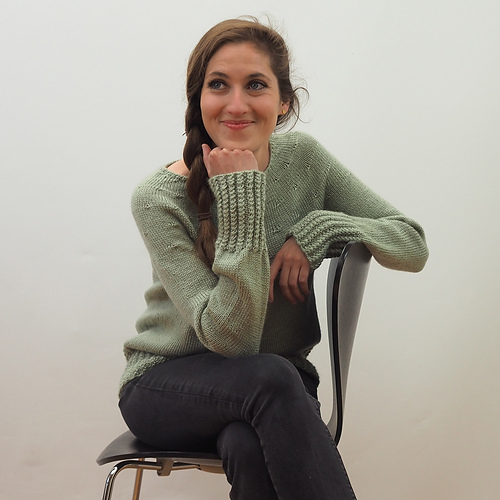 Ravelry: HELLE pattern by Regina Moessmer