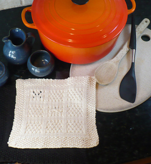 Ravelry: Therese pattern by Betsy Shamine