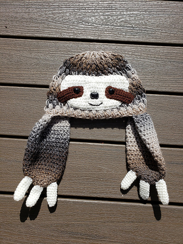 Ravelry: sloth hat pattern by Hello Happy