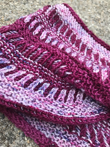 Ravelry: Couplet pattern by Ann Szwarc