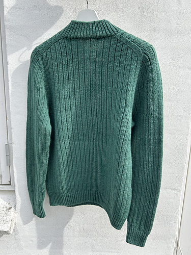 Ravelry: Tree Trunk Sweater Female Ed. pattern by Inge's Knitting Lab