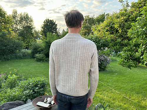 Ravelry: Tree Trunk Sweater Male Ed. pattern by Inge's Knitting Lab