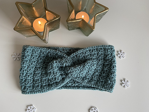 Ravelry: Must Have Headband pattern by Ingrid Geerings