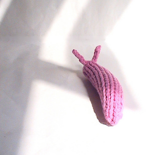Ravelry: Have fun knitting Slug Buds for the holidays pattern by Flora ...