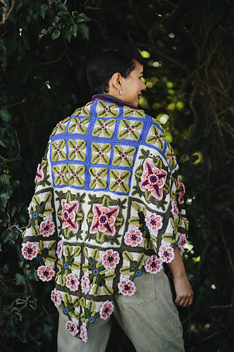 Ravelry: Festival Of Flowers Shawl pattern by Jane Crowfoot