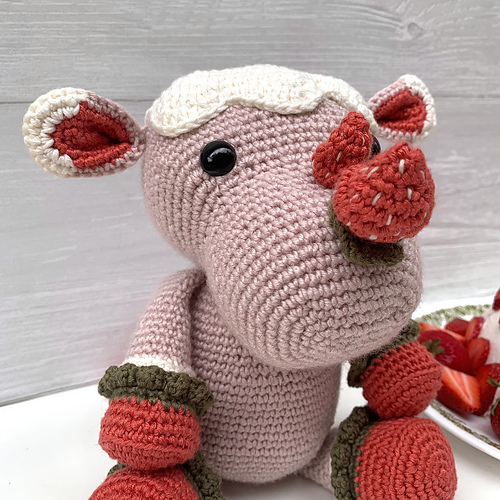 Ravelry: Strawberry Shortcake Rhino pattern by Allyson Lineberry