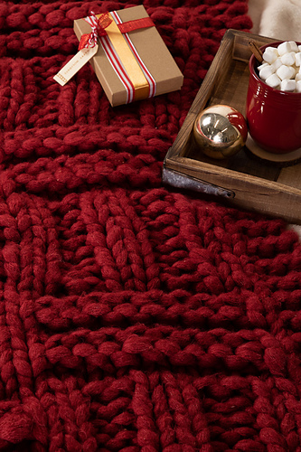 Ravelry: Warm Glow Throw pattern by Laura Barker
