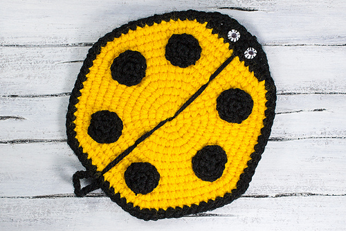 Ravelry Ladybug Potholder Pattern By Iris F Ravelry Ladybug Potholder Pattern By Iris F