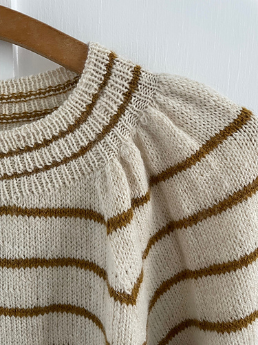 Ravelry: Swirl pattern by Helga Isager