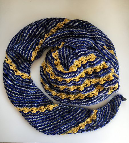 Ravelry: Fragrant Shawl pattern by Jessica Gore