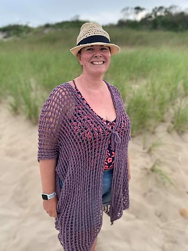 Ravelry: Lakeside Beach Wrap pattern by Knitatude / Chantal Miyagishima