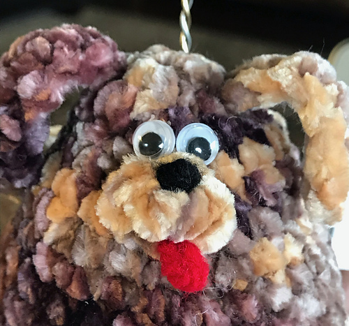 Ravelry: Puppy Dog Photo Holder pattern by Debra Ulrich