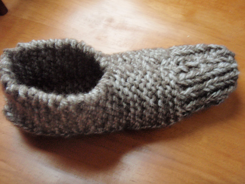 Ravelry: Easy Slippers pattern by Stacy Lee