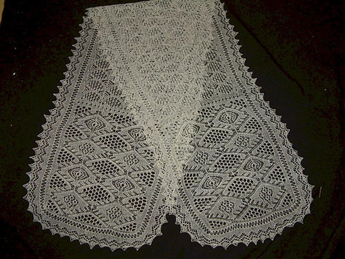 Ravelry: Gilda Scarf pattern by Zena Thomson