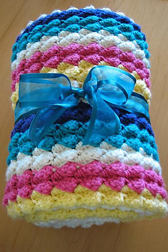 Ravelry: Cheryl's Puff Shell Surprise Reversible Afghan pattern by ...