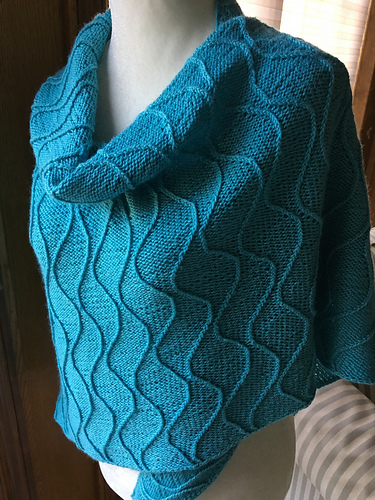 Ravelry: waveform pattern by Helen Kennedy