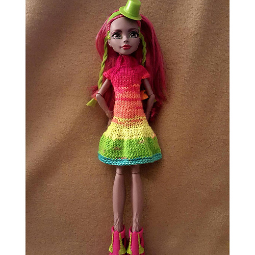 Ravelry: Basic Short-Sleeved Dress for Monster High pattern by Samira ...