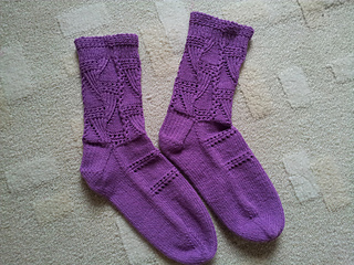 Ravelry: Jaccol's Biwa Socks