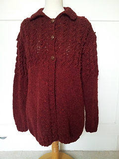 Ravelry: Jaccol's Cabled Yoke Jacket