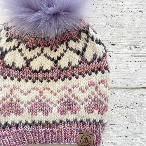Ravelry: The Sweetheart Beanie pattern by Noemi Zimmer