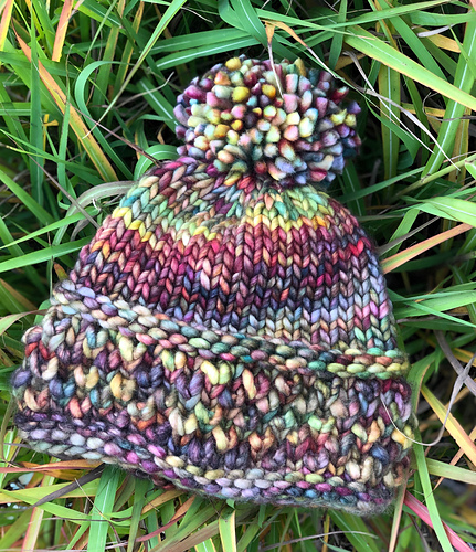 Ravelry: The Honey Hat pattern by Sharon Lentsch