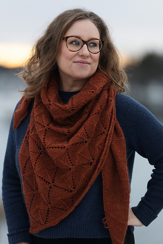 Ravelry: Fire Within pattern by Janina Kallio